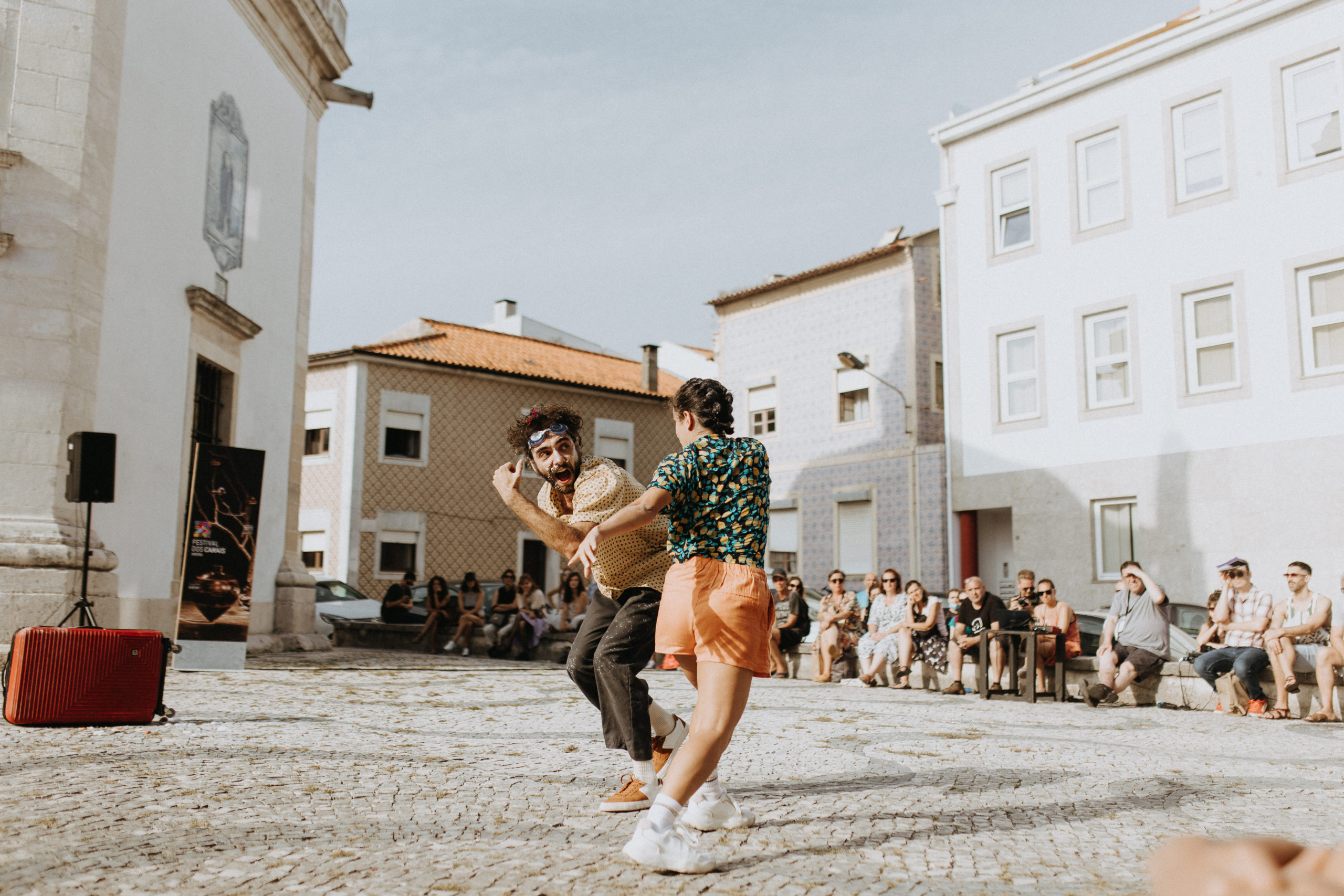 EM DOIS! – INSTÁVEL – CENTRO COREOGRÁFICO